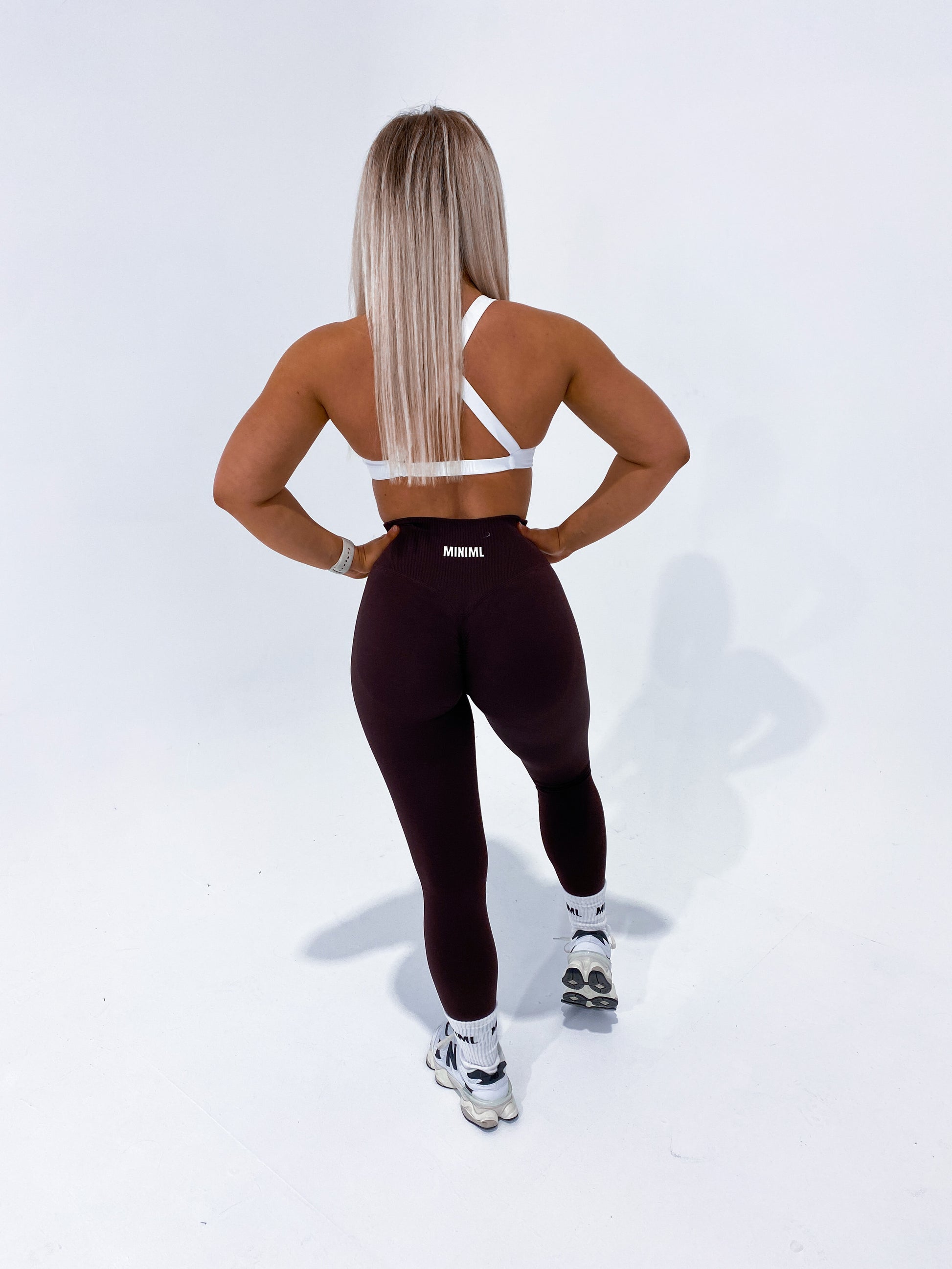 Ultimate V Scrunch Tights - Chocolate – MINIML