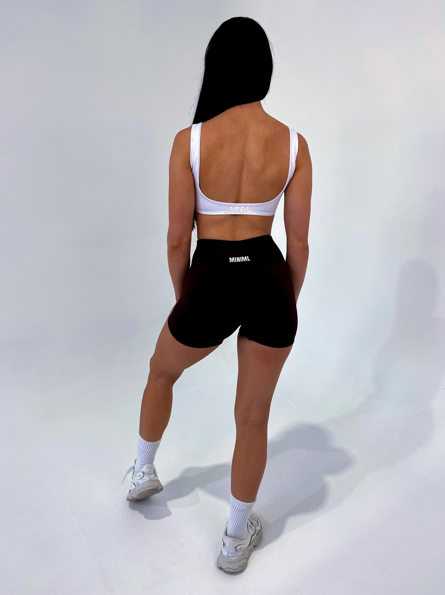 Ultimate Scrunch V Short - Chocolate Brown – MINIML